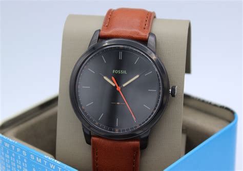 Timeless Elegance Fossil Minimalist Slim Black Brown Leather Watch