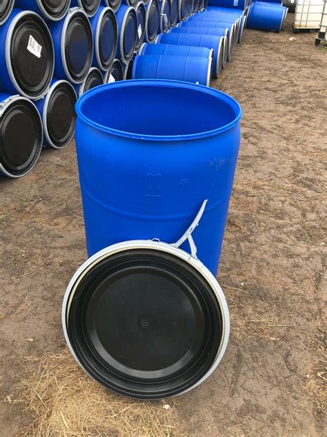 55 Gallon Plastic Removable Lid Barrel Barrels Drum Drums Pick Up Only