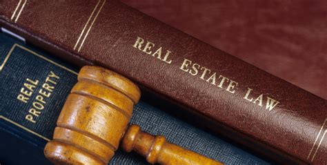 Benefits Of Hiring A Reputable Real Estate Lawyer Before Purchasing A