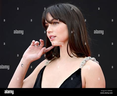 Photo Must Be Credited ©alpha Press 079965 28092021 Ana De Armas