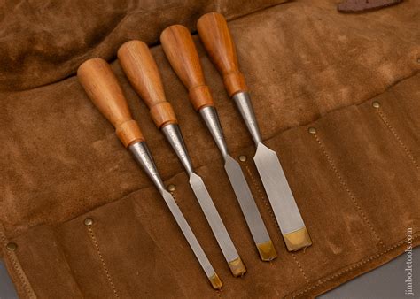 Mint Set Of 4 Lie Nielsen Bevel Edge Chisels In Leather Roll 118115