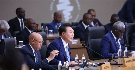 전세계 광물 30 쥔 아프리카…반도체·배터리 공급망 활로 열릴까