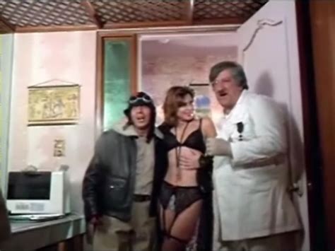 Naked Anaís de Melo in El semental de Palo Alto