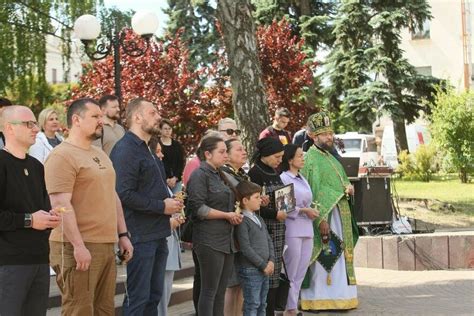 У Чернігові вшанували память дітей які загинули через війну Новини