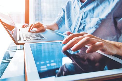 the multitasking myth unveiled what really happens when you jump