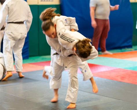 Lycée Général And Technologique Ensemble Scolaire Isaac De LÉtoile
