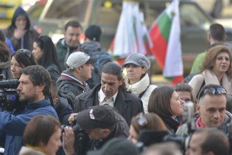 Емил Джасим който смята че Левски е лайно зеленият октопод Тома Белев и Галя Прокопиева ли са