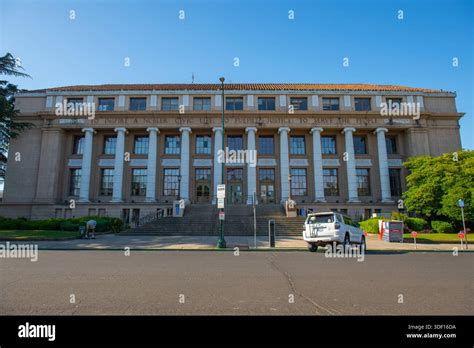 Stockton City Hall At 425 N El Dorado Street In Historic Downtown