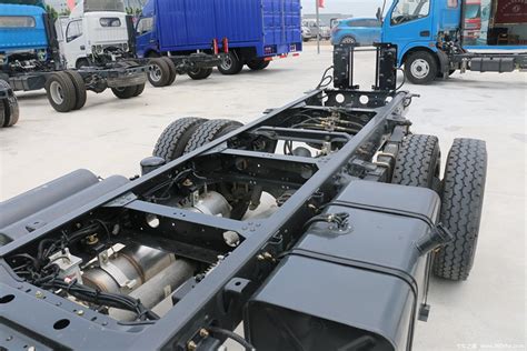 【图】东风 凯普特c 141马力 3308轴距载货车底盘 Eq1041sj8bd2 实拍图片 409862 卡车之家