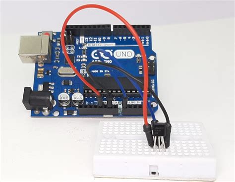 Lm35 Arduino Arduino Uno Temperature Monitoring System With Lm35