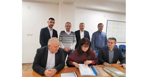 ГЕРБ СДС регистрира листата си в Смолян водач е лекар