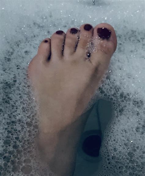 Want To Try 👅🦶 R Feet2big