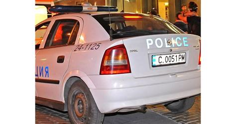 Зверски бой пред дискотека заради момиче