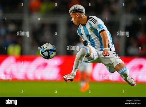 Argentinas Juan Carlos Gauto Controls The Ball During A Fifa U 20 World Cup Round Of 16 Soccer