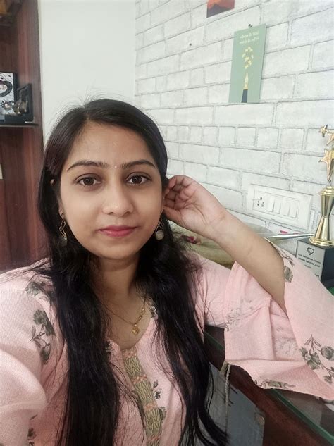 priyanka kumari on linkedin linkedinforcreators solopreneur graphicdesigner branddesigner