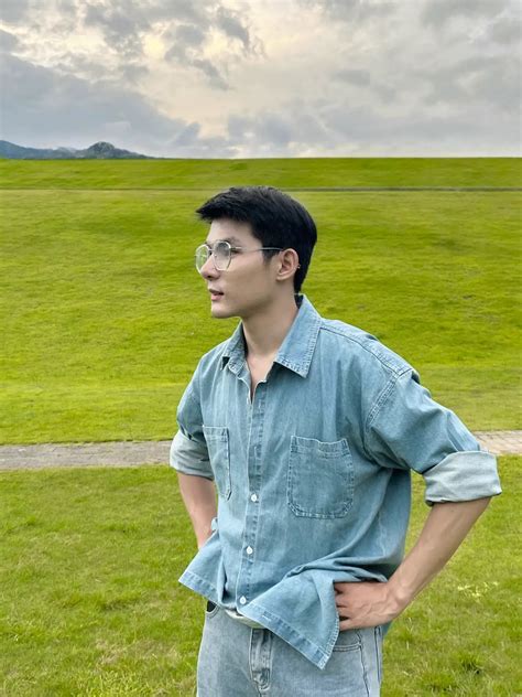 พิกัดเสื้อผ้าพ่อหนุ่มเทสดี เสื้อผ้าสไตล์เกาหลี 🫶🏻🤩 แกลเลอรีที่โพสต์โดย Inookkers Lemon8