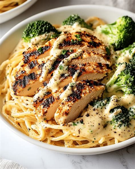 Skinny Chicken Broccoli Alfredo Cookedbymomy