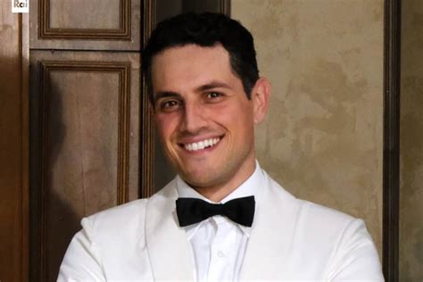 Il Paradiso Delle Signore La Verità Sulluscita Di Scena Di Emanuel