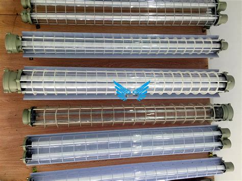 LCD Flame Proof Explosion Proof Fluorescent Light IP66 Integrated Mounting Channel For Universal