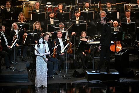 Photo La Flutiste Mathilde Calderini Et Le Chef Léo Margue 31ème Victoires De La Musique