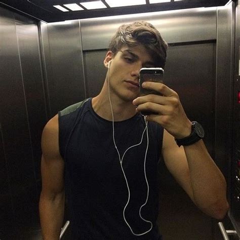 Cool Blonde Hair Colour Gym Guys Mirror Selfie