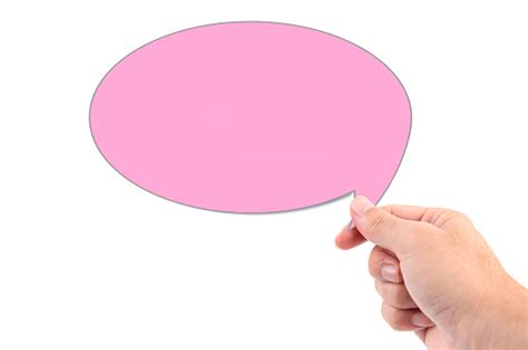 흰색 배경에 클리핑 경로로 격리 된 텍스트 또는 단어에 대한 종이 거품 연설을 들고 손을 개념에 대한 스톡 사진 및 기타 이미지 개념 개념과 주제 공란 Istock