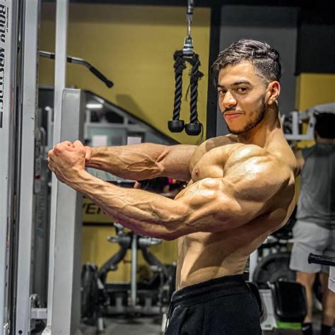 وتبقى المدرسة القديمة هي الأصل ️ ️ ️ كمالالأجسام Bodybuilding