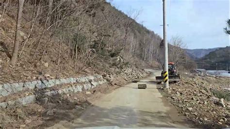 도깨비 택시기사 유투버 겨울여행 하얀눈길 산골마을에 무작정 들어간다 아이고 막장이다 ᆢ Youtube