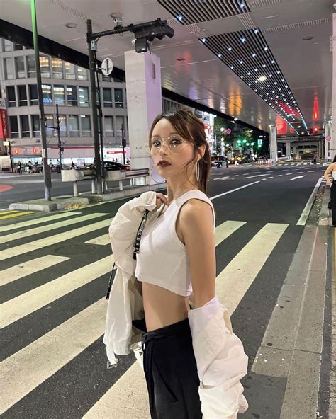 伊藤舞雪さんのインスタグラム写真 伊藤舞雪instagram 「roppongi 👣」7月24日 4時24分 Myk Gram