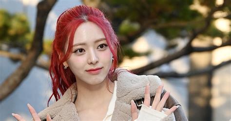 있지 유나 아침부터 열일하는 미모[엑s Hd포토]