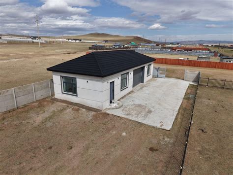 Smart Өөрөө амьдaрна гэж барьсан 230 м2 байшин 126 м2 6 авто машины граштай 4 Айлын газар