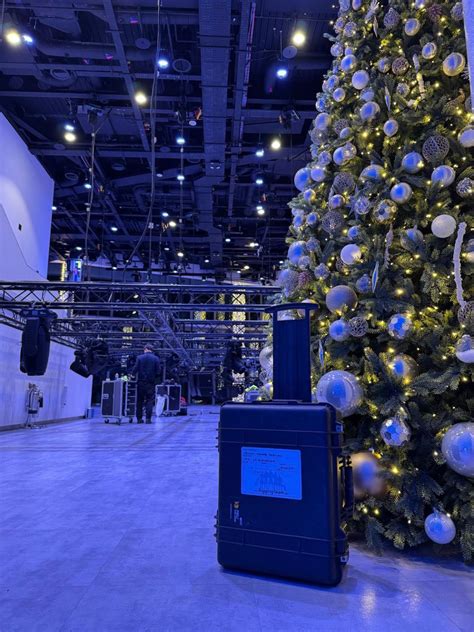 Rigging Team On Linkedin Rigging Structures Inspection Loler Xmasdecs Christmas Broadcast