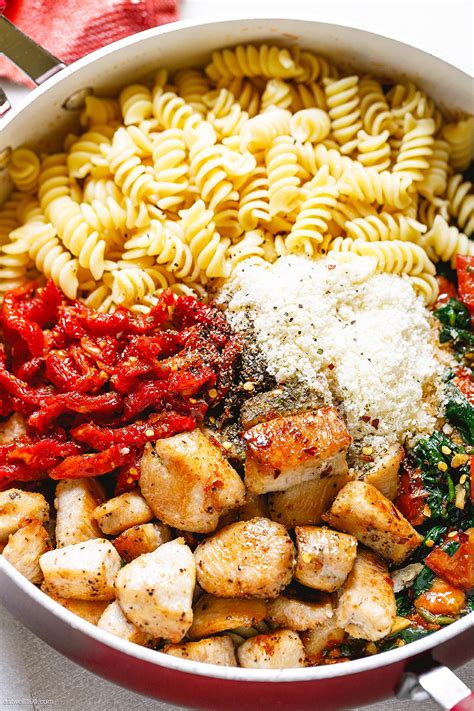 Tomato Spinach Chicken Pasta Recipe Best Chicken Pasta Recipe