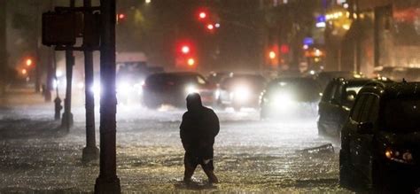 АНУ Нью Йорк хотод цаг агаарын нөхцөл байдлаас болоод онц байдал зарлалаа Мэдээ мэдээлэл