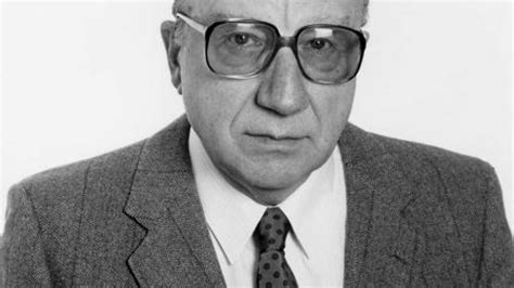 Jan Tauc Physics Today