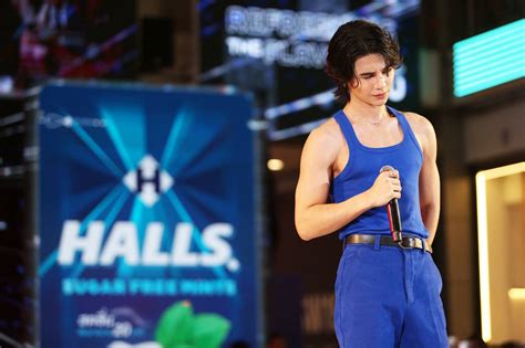 ‘ฮอลล์ สร้างปรากฏการณ์ความเฟรช เปิดตัว ‘ฮอลล์ ชูการ์ฟรี มินต์ พร้อมดึงพรีเซนเตอร์สุดฮอต “เจฟ