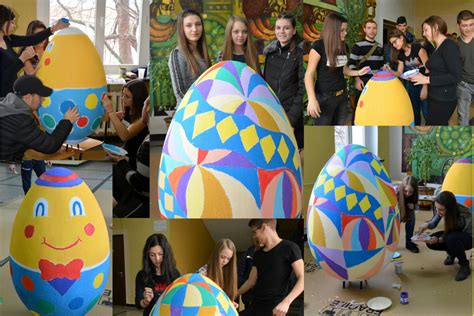 Снимки Девет големи великденски яйца изрисувани от деца и младежи от Елхово ще красят