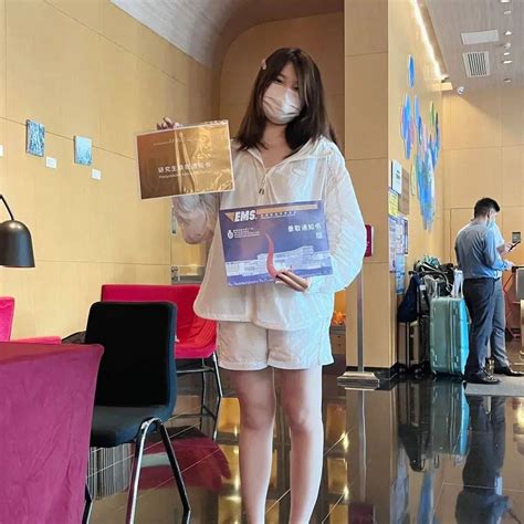 羡慕！港科大（广州）的第一份录取通知书，98年的他！刘东芊南沙区小南