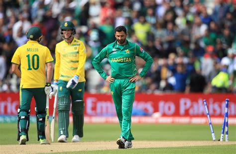 Junaid Khan Cricketer Biography Height And Life Story Super Stars Bio