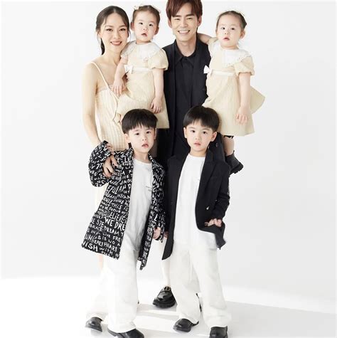 ครอบครัวตันจรารักษ์ ต้าวแฝด พี่ธีร์น้องพีร์ อัยวาอัญญา ลูกพ่อบีมแม่ออย เปิดค่าการมองเห็น