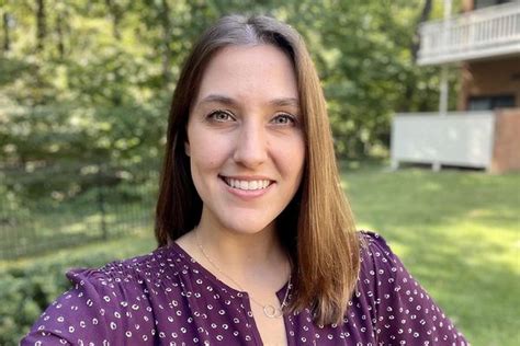 How Is C Diff Contracted Is It Airborne Contagious Healthywomen