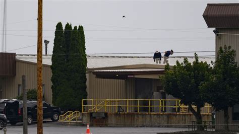 От три оръжия са стреляли по време на митинга в Пенсилвания когато