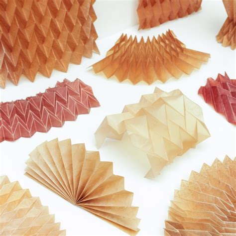 Biologic Material Opens And Closes In Response To Humidity