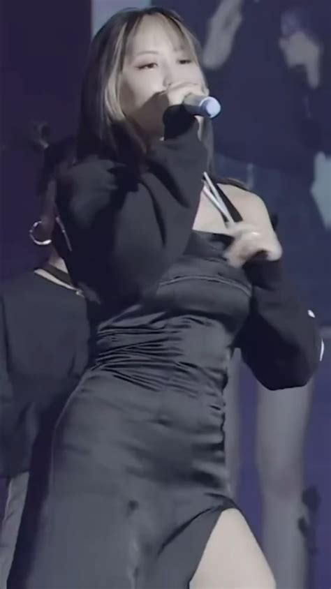Momo R Mimosa