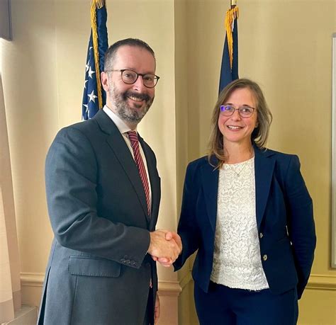 Lisa Sawenko On Linkedin A Proud Moment And One Of The Many Reasons I Love Where I Work Myself As…