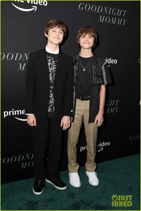 Naomi Watts Joined By On Screen Sons Cameron And Nicholas Crovetti At