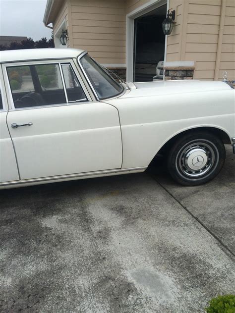 1965 Mercedes Benz 220s Classic Mercedes Benz 200 Series 1965 For Sale