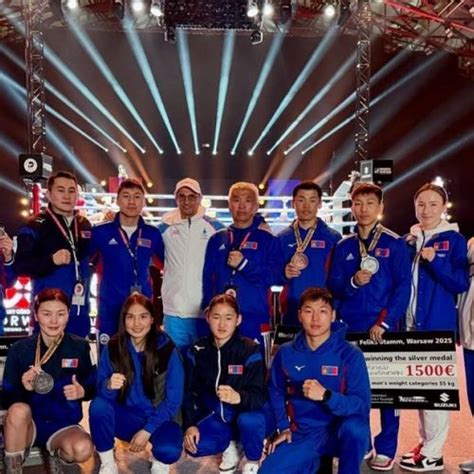 Боксчид Польшийн тэмцээнээс 3 мөнгө 2 хүрэл медаль хүртлээ