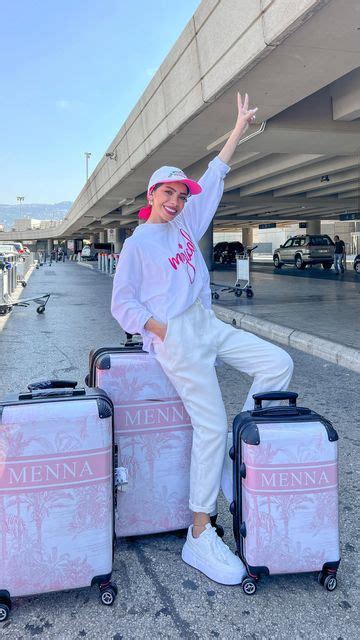 ‎mennaelsonnyمنة السُني‎ On Instagram‎ اساسيات ترتيب شنط السفر 💕