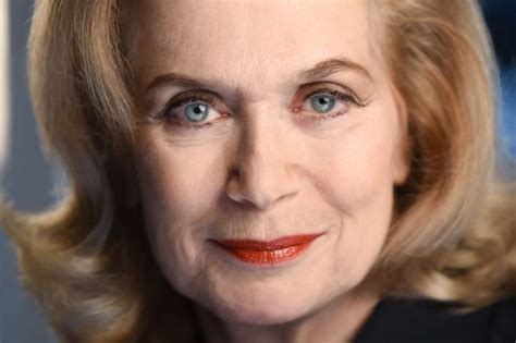 Valerie Leon Pictures And Photos Met Afbeeldingen Hot Sex Picture